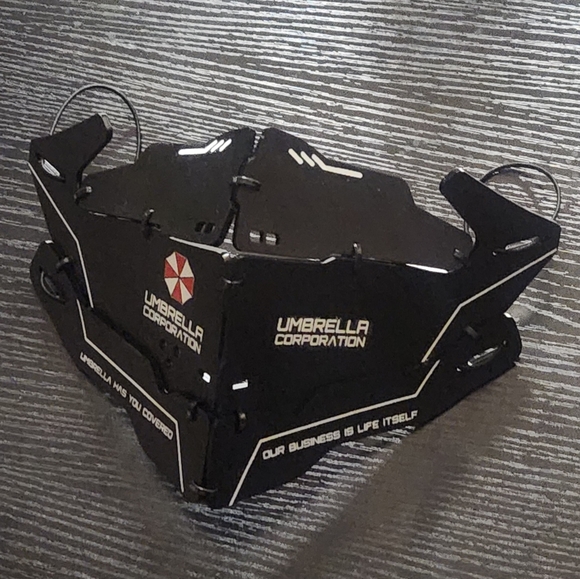 Cxberpxnk | Accessories | Resident Evil Biohazard Umbrella Corporation ...